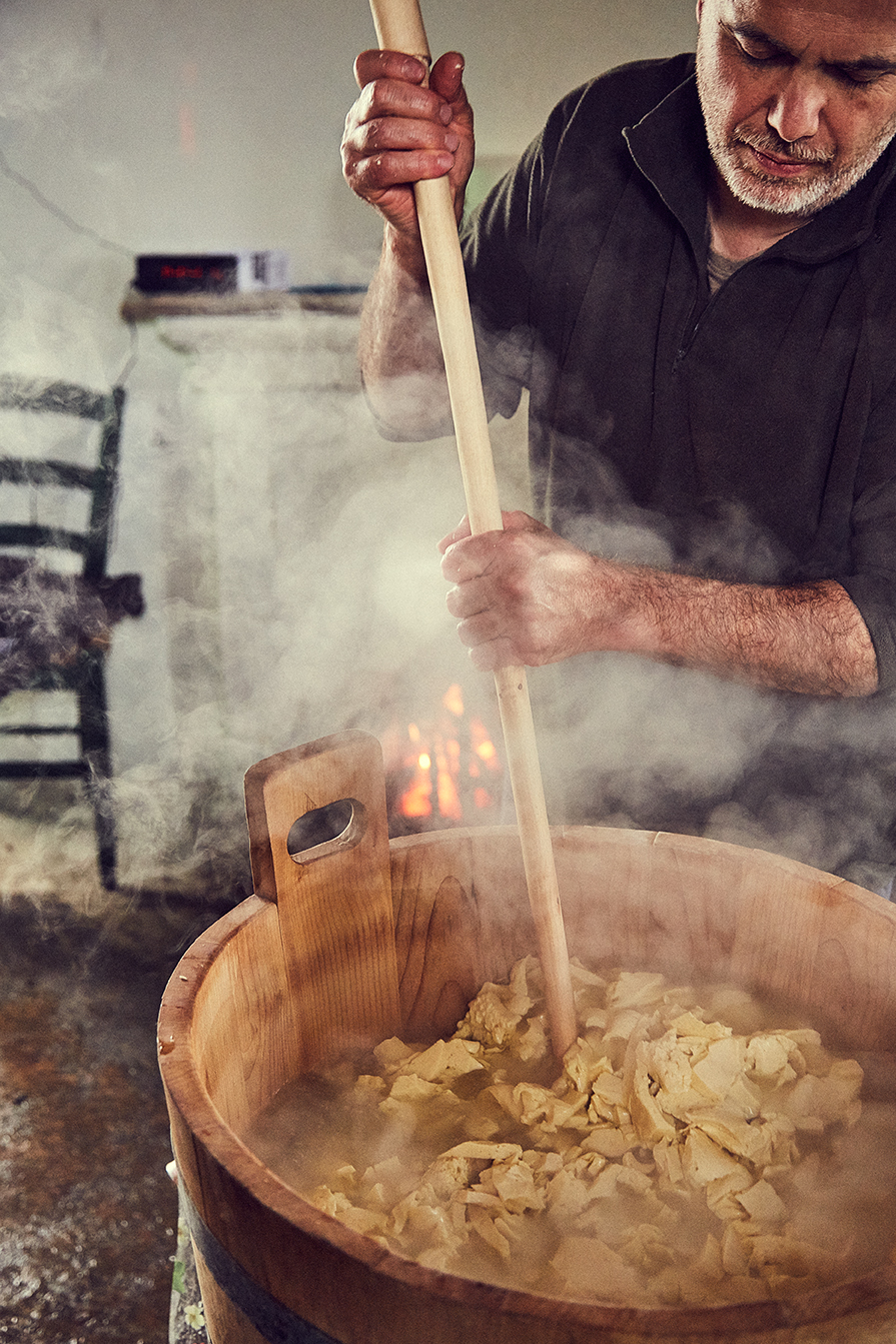 Il racconto per immagini della Latteria Salvia Maria - Il Fatto Quotidiano
