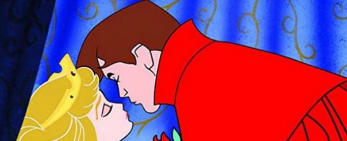 "Il principe azzurro è un molestatore". Madre protesta per il bacio ...