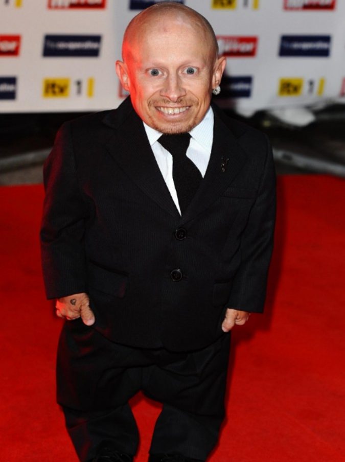 Verne Troyer, morto il "Mini-me" di Austin Powers. Mike Myers: "Un faro ...