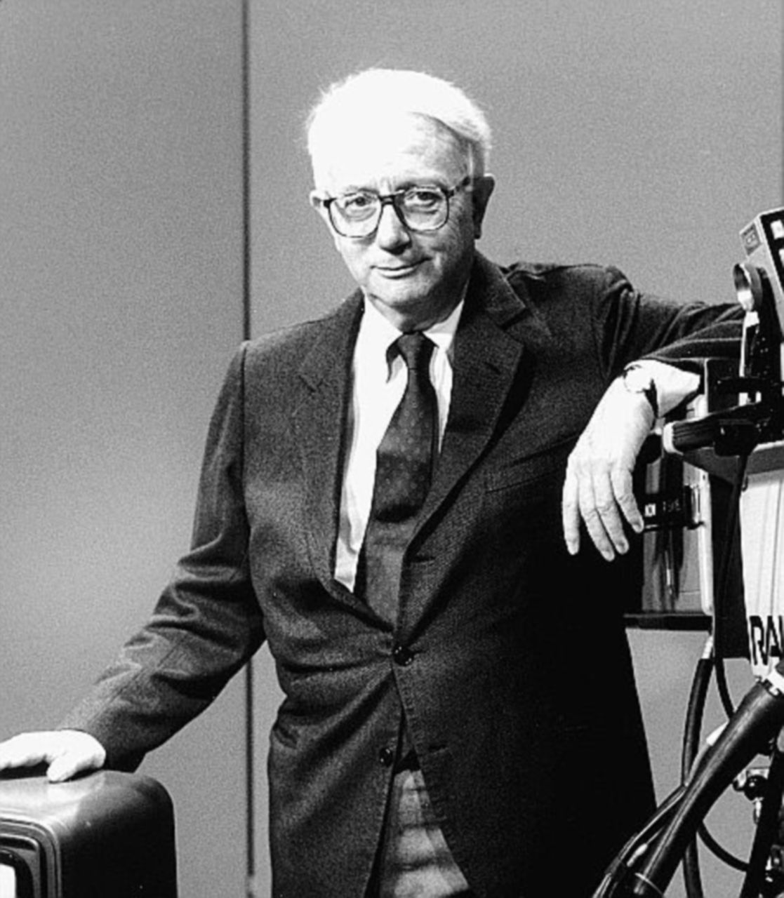 Biagi sotto l’albero, ecco il regalo di Rai3 - Il Fatto Quotidiano