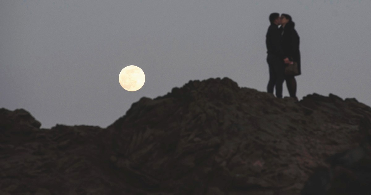 Quella sera dorata e buia: Cameron è dark - Il Fatto Quotidiano