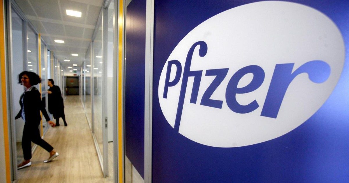 Vaccino, a soli 8 mesi ha già ricevuto la doppia dose Pfizer: è il più ...