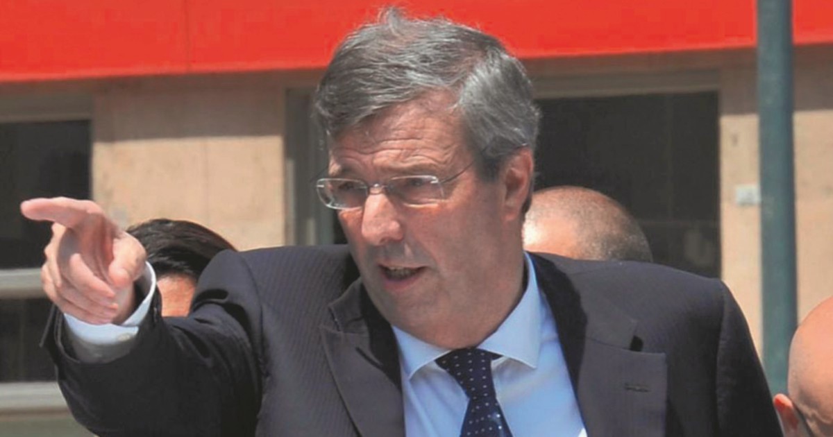 Claudio Burlando, il ritorno a destra (con Matteo Renzi) - Il Fatto ...