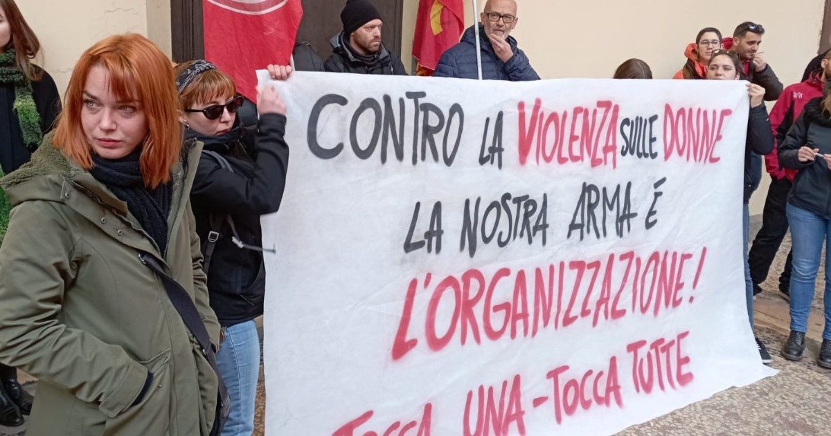 Marta Collot: "Io violentata e stalkerizzata, racconto la mia storia ...