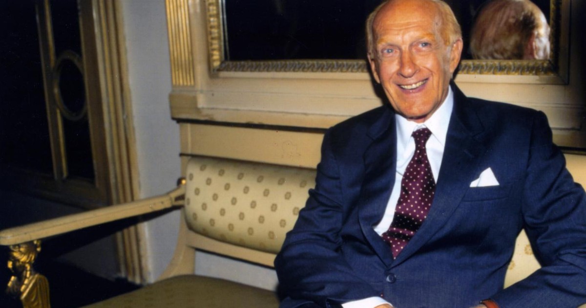 Raimondo Vianello: dal sodalizio con Tognazzi, a Sandra Mondaini e al ... Raimondo Vianello: dal sodalizio con Tognazzi, a Sandra Mondaini e al ...