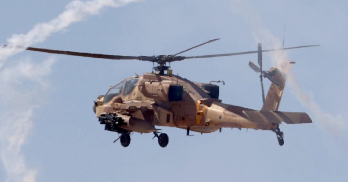 Corsa al riarmo, Varsavia vuole comprare 96 elicotteri Apache - Il Fatto Quotidiano