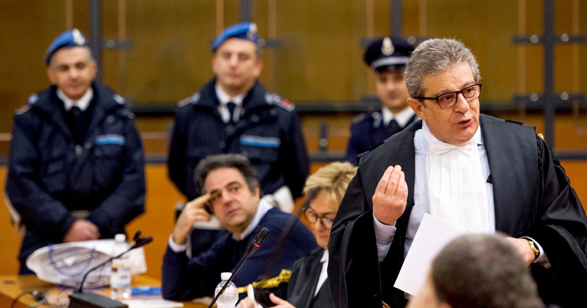 Inchiesta “Genesi”, nuove accuse per l’ex senatore azzurro Pittelli ...