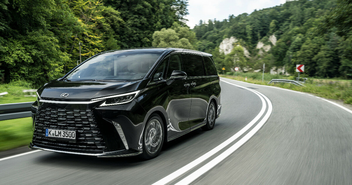 Lexus LM, il minivan da viaggio di super lusso è servito. Prezzi a ...