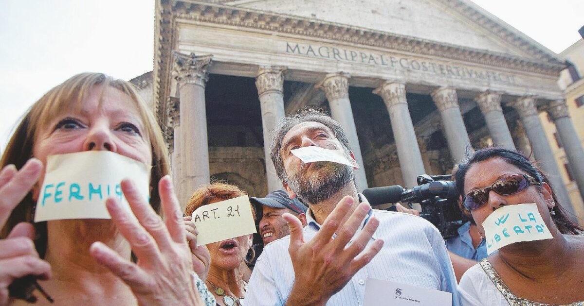 Bavaglio La Mobilitazione Dei Giornalisti In Tutte Le Regioni Contro