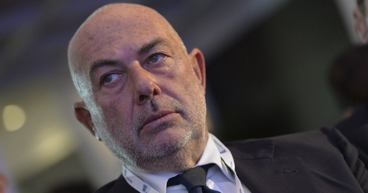 Confindustria, la lettera dei Probiviri che chiede a Garrone (Erg) di ...