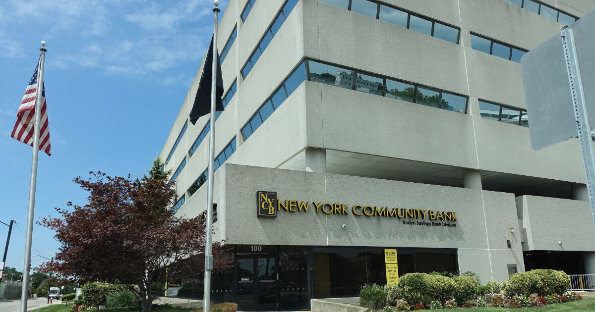 Paura a Wall Street, la banca Nycb alla ricerca di capitali di ...