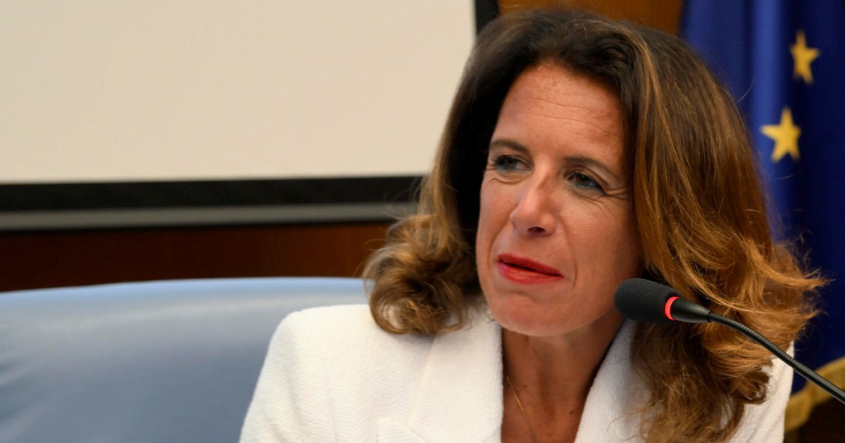 "E i riesini?". "Stacci lontano che quelli ci mettono in galera". Nell ...