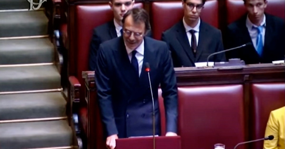 Matteotti Alessandro Preziosi recita l’ultimo discorso del deputato ...