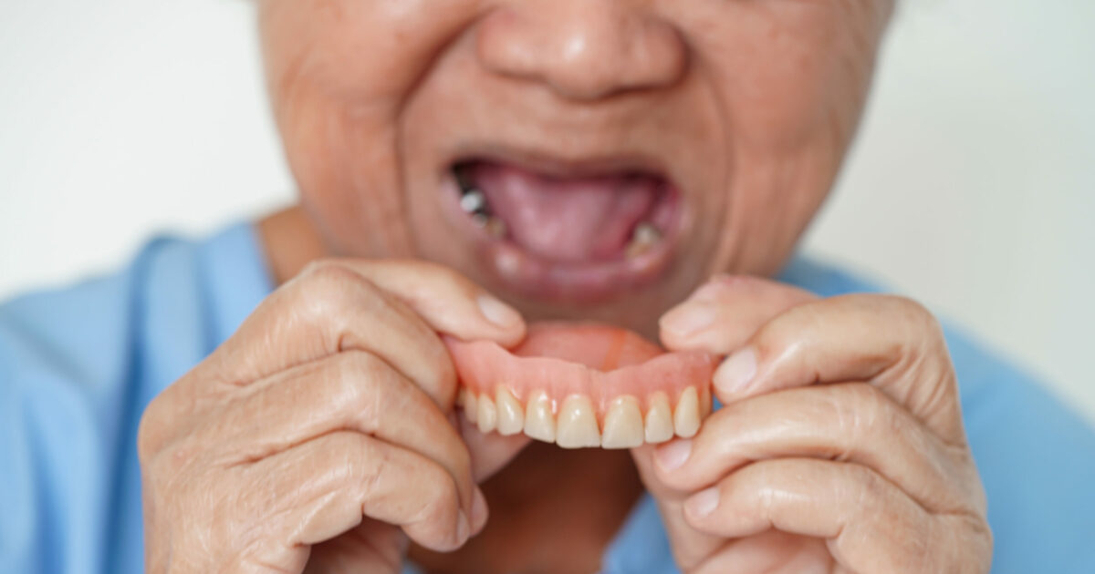 Addio dentiere e impianti arriva il farmaco che fa ricrescere i denti I ...