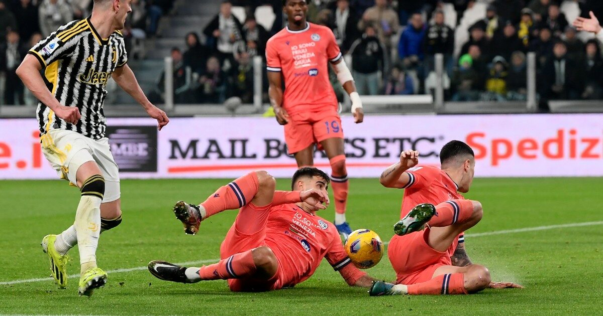 Serie A, fallo di mano e non solo: come cambia il regolamento - Il ...