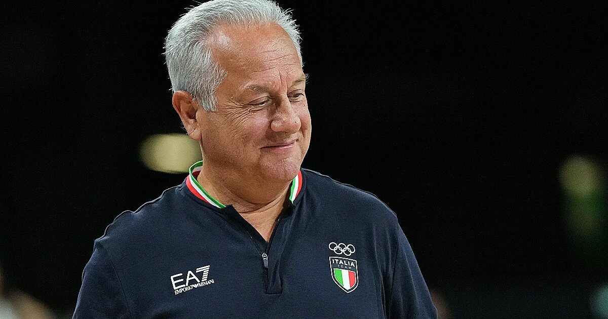 Uomo letterario, carismatico, romanzesco: il viaggio di Julio Velasco nella pallavolo va oltre l ...