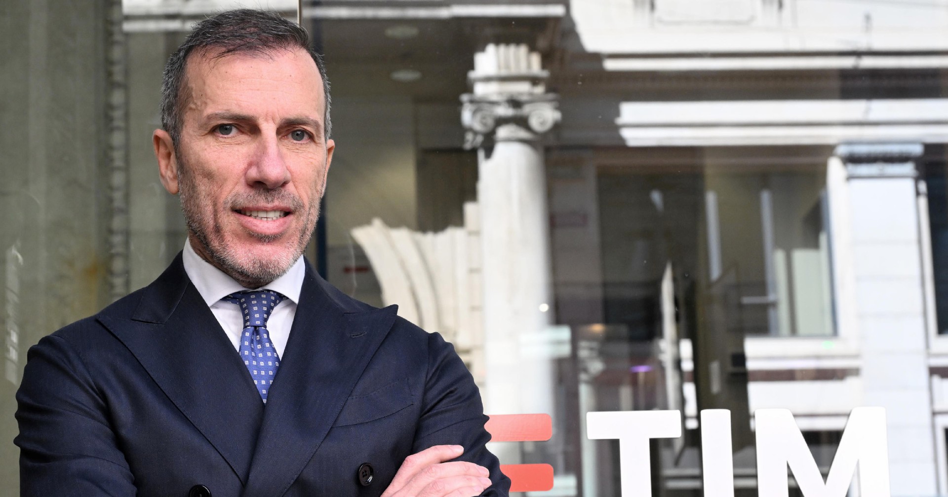 Tim, in arrivo il maxi-bonus (senza passare dagli azionisti) - Il Fatto ...