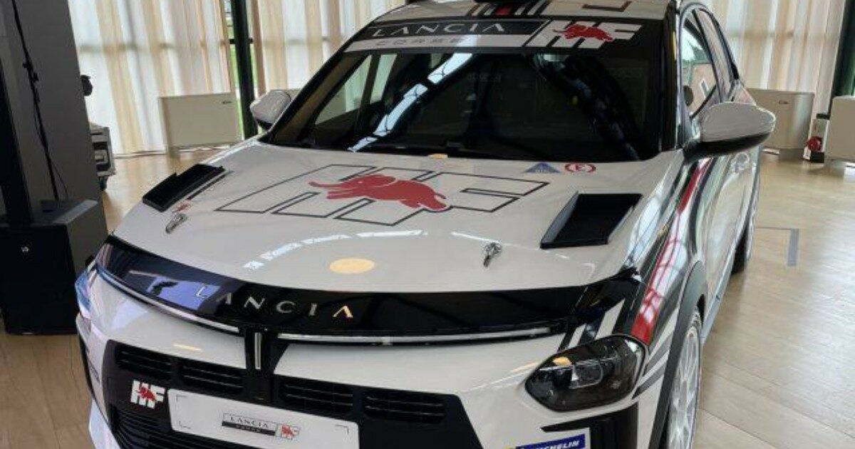 Lancia torna ai rally con la Ypsilon 4 HF, uno spettacolo! - Il Fatto ...