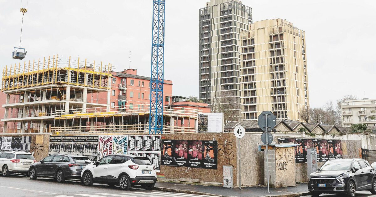 Inchiesta a Milano: Park Towers, sì al primo processo. 2 torri con un ...